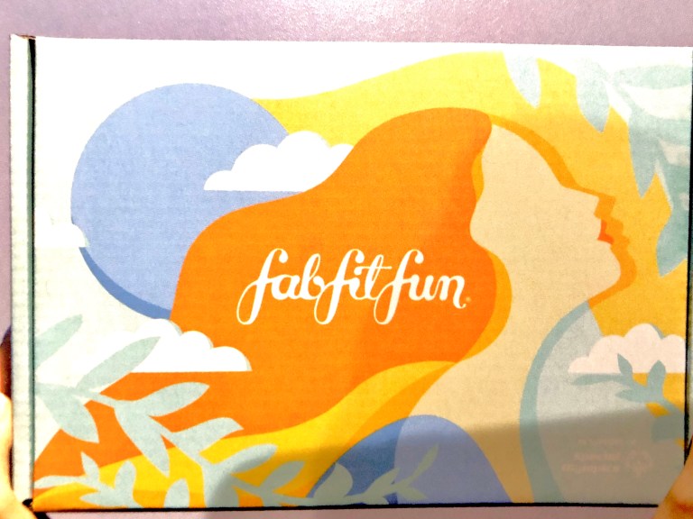 MY FAVORITE SUMMER SUBSCRIPTION BOX – glamour, grit, & grace